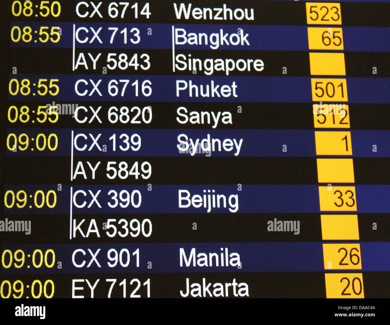 Airport departure arrival information hi-res stock photography and ...