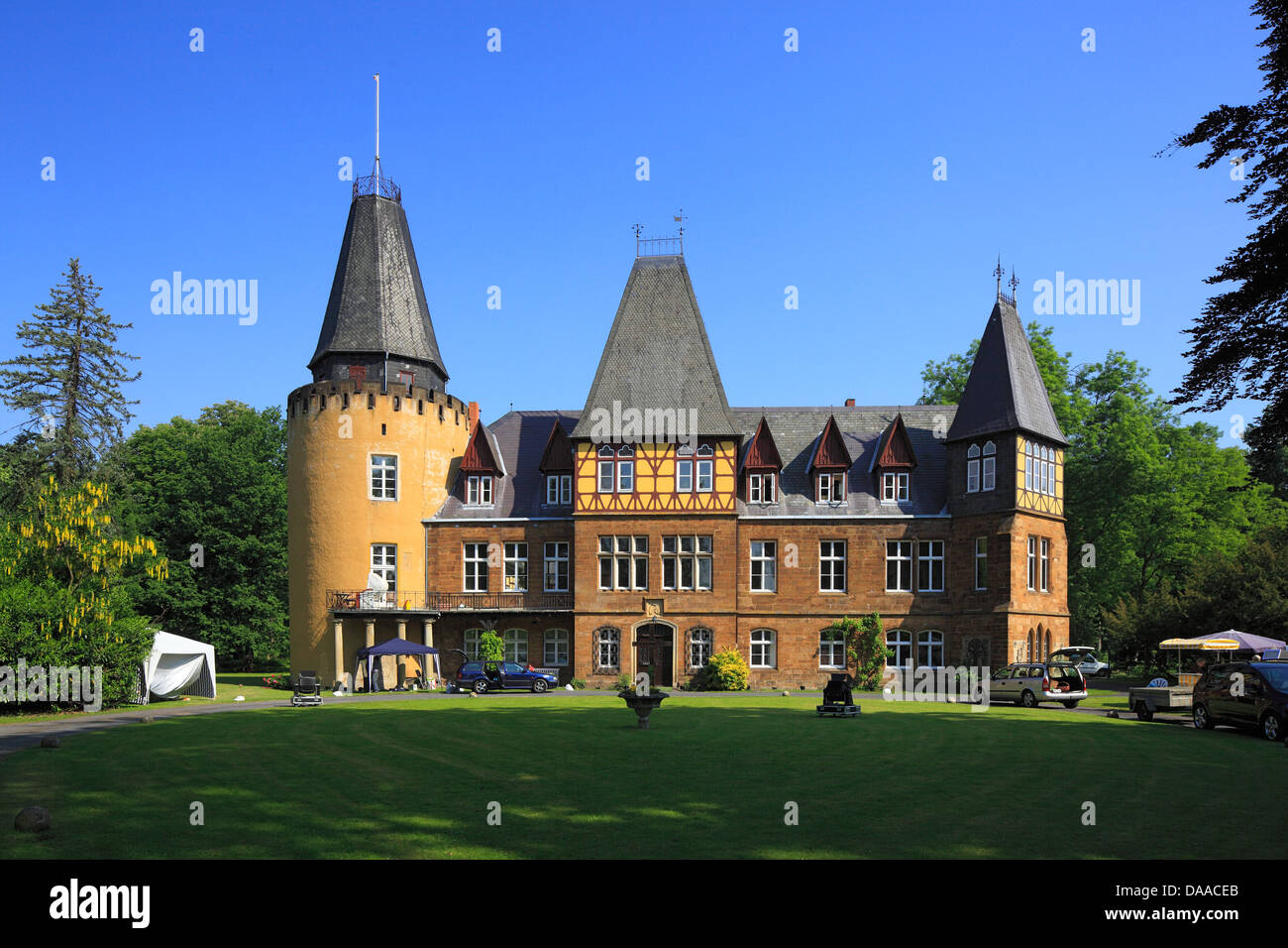 Wasserschloss Hollwinkel in Preussisch Oldendorf, Wiehengebirge ...