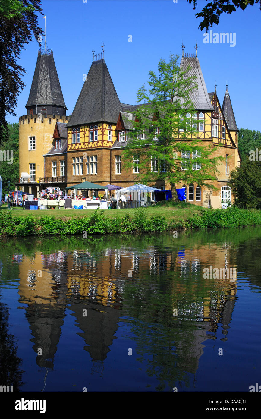 Wasserschloss Hollwinkel in Preussisch Oldendorf, Wiehengebirge ...