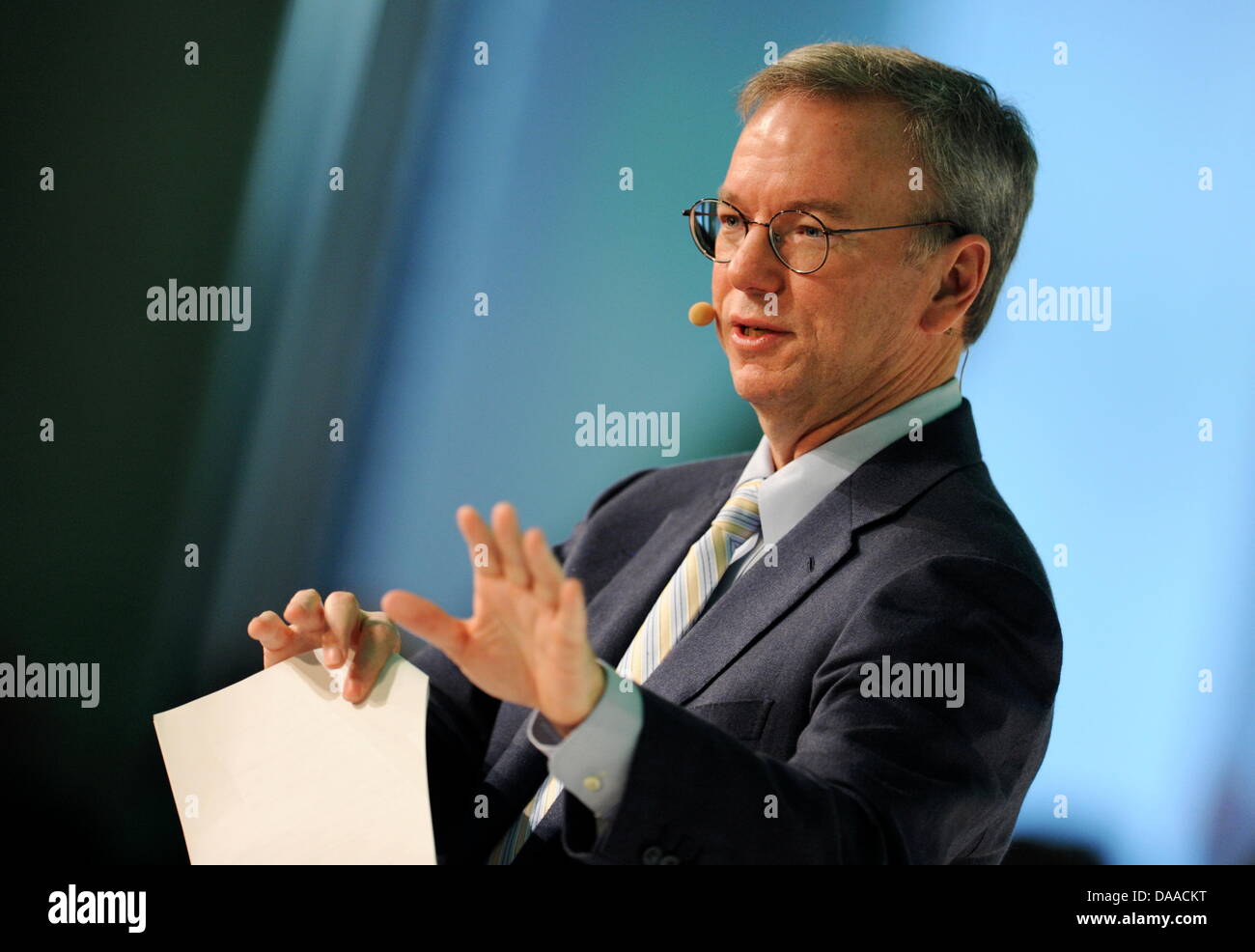 Der Chef des Internet-Unternehmens Google, Eric Schmidt, spricht am ...