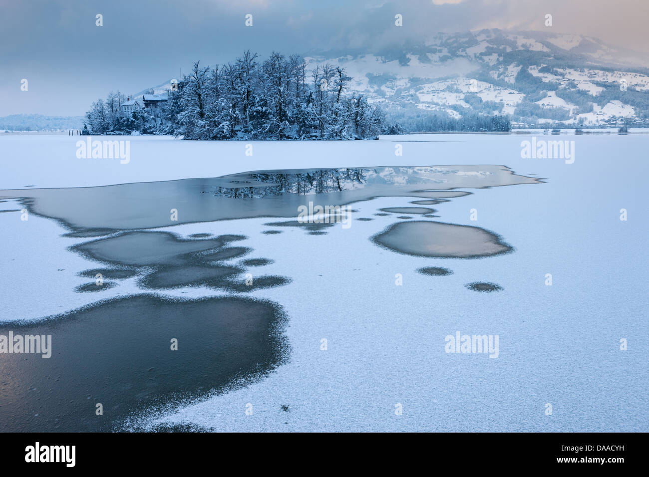 Lauerzersee, Switzerland, Europe, canton, Schwyz, lake, island, isle ...