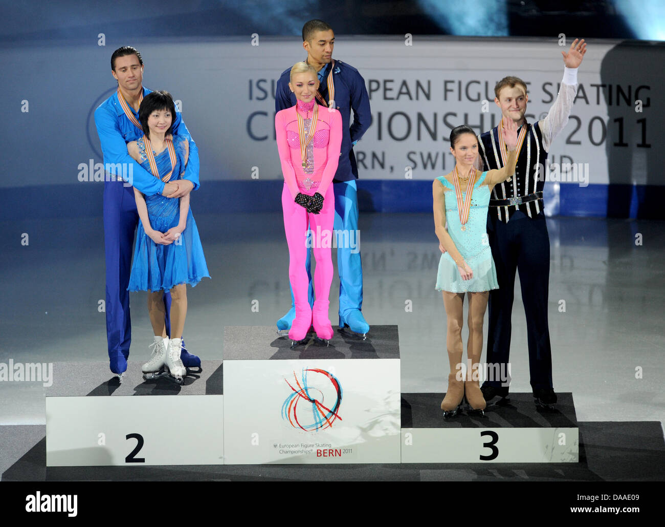 Germany's Aljona Savchenko and Robin Szolkowy win at the European ...