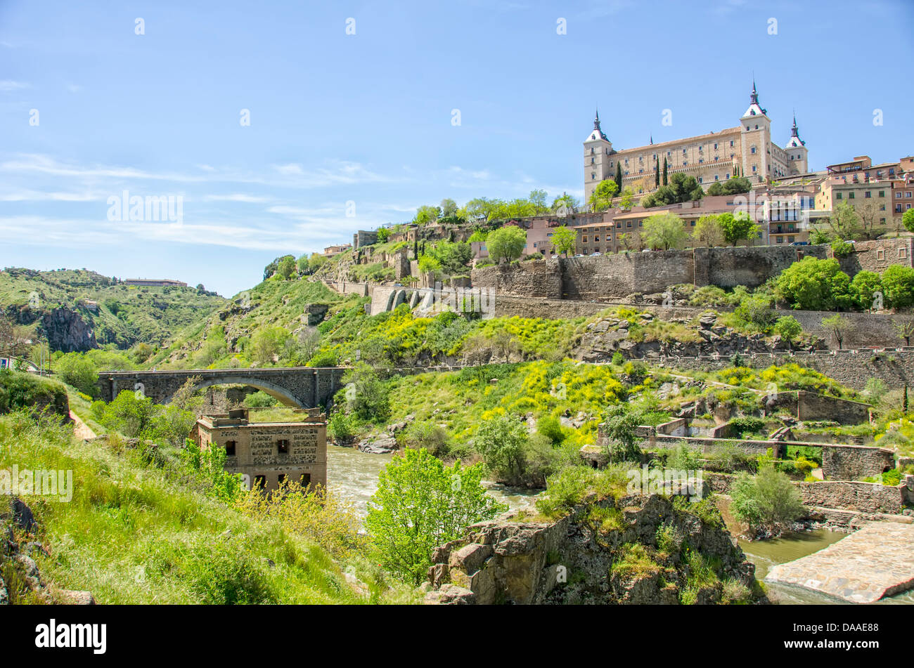 Alcazar View at the top of the city of Toledo Stock Photo - Alamy