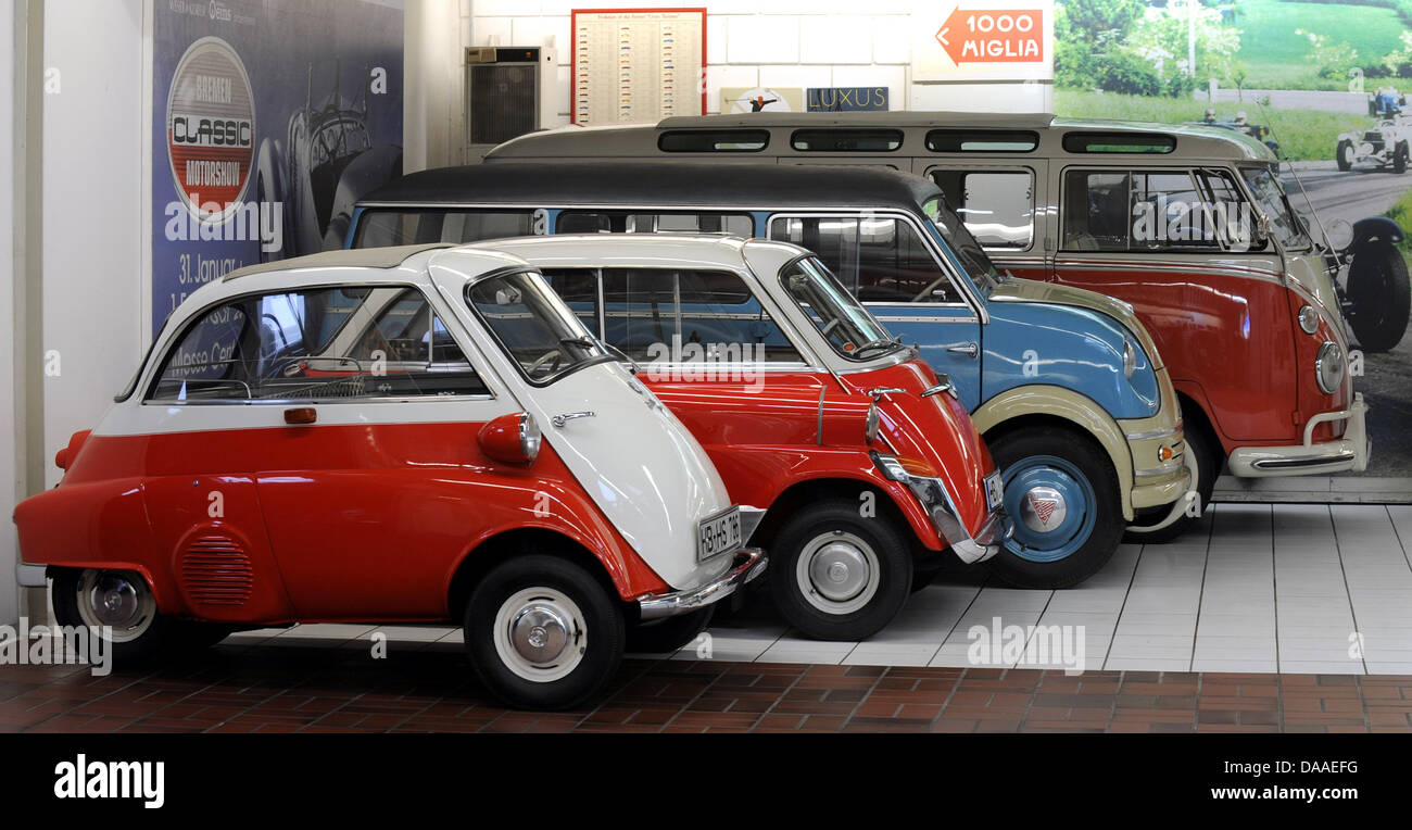 1960s bus photo hi-res stock photography and images - Alamy