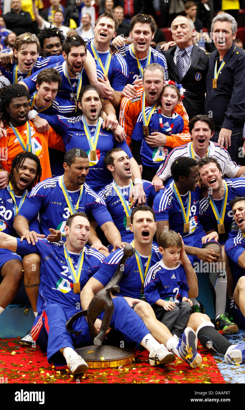The French team celebrates after winning the final of the Men's ...