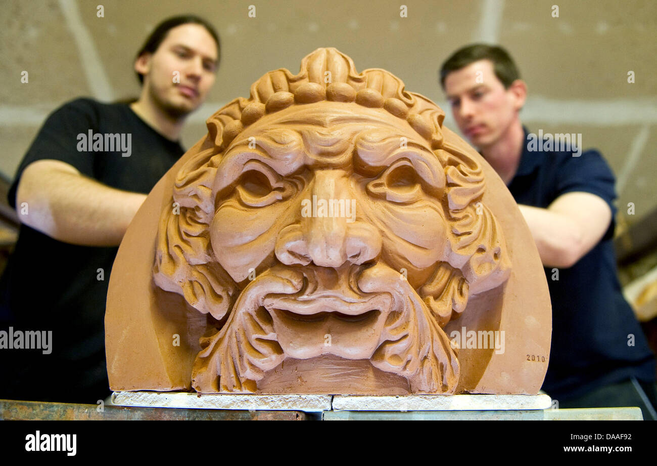 Model maker Michael Marschel of Golem Ltd. Art- and Structural Creamics ...