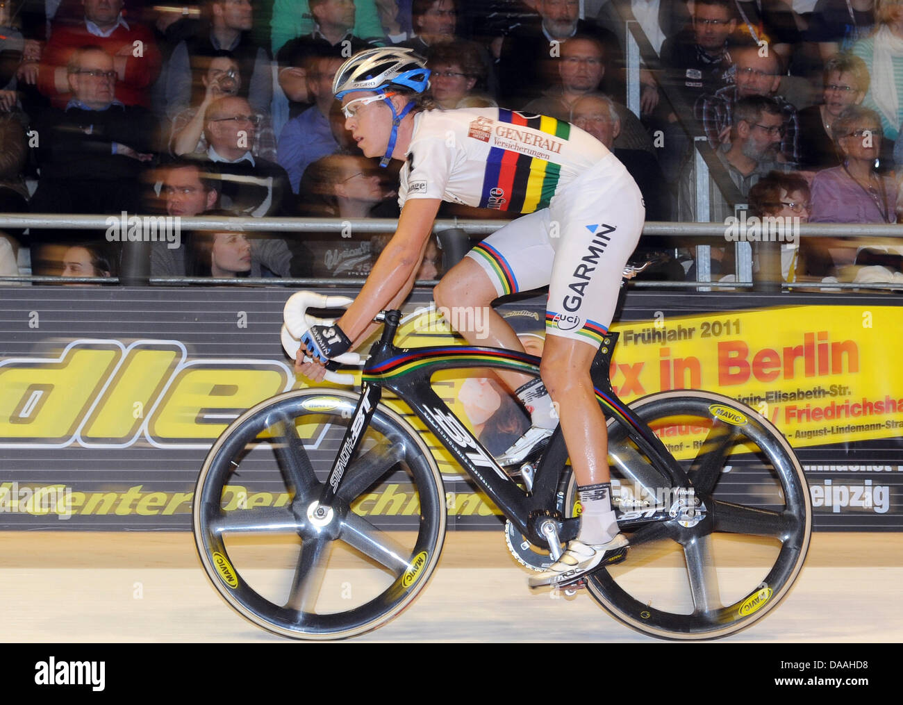 Australian cyclists cameron meyer pictured hi-res stock photography and ...