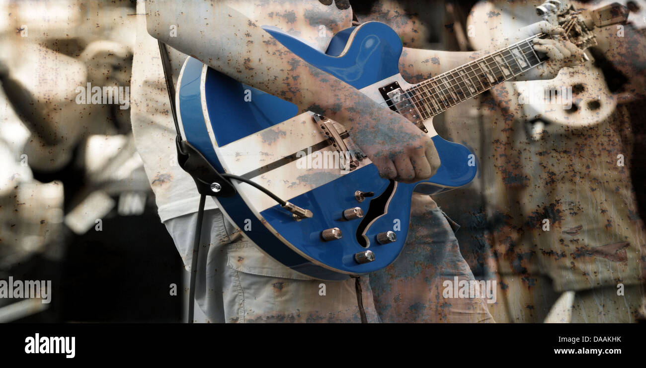 Splash guitar hi-res stock photography and images - Alamy