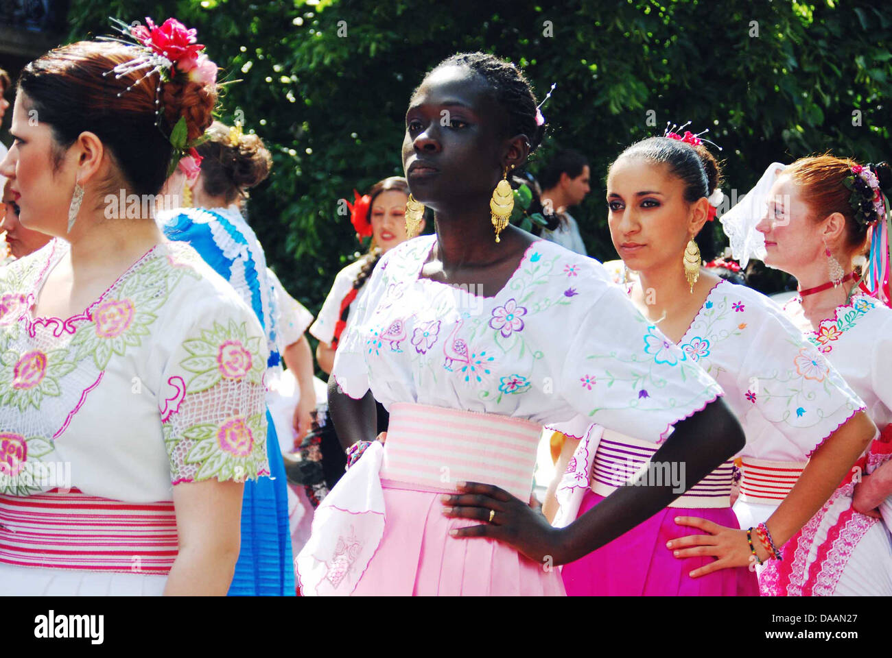 girls at the carnival Stock Photo - Alamy