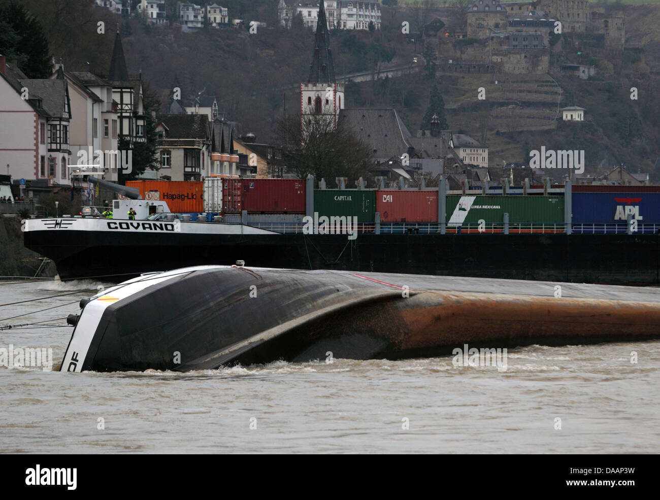 Capsized container ship hi-res stock photography and images - Alamy