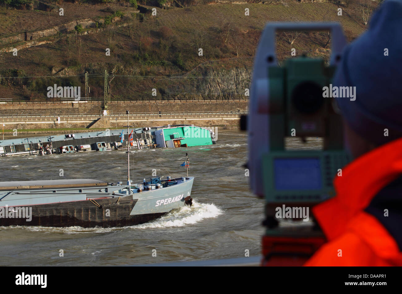 Capsized tanker hi-res stock photography and images - Alamy