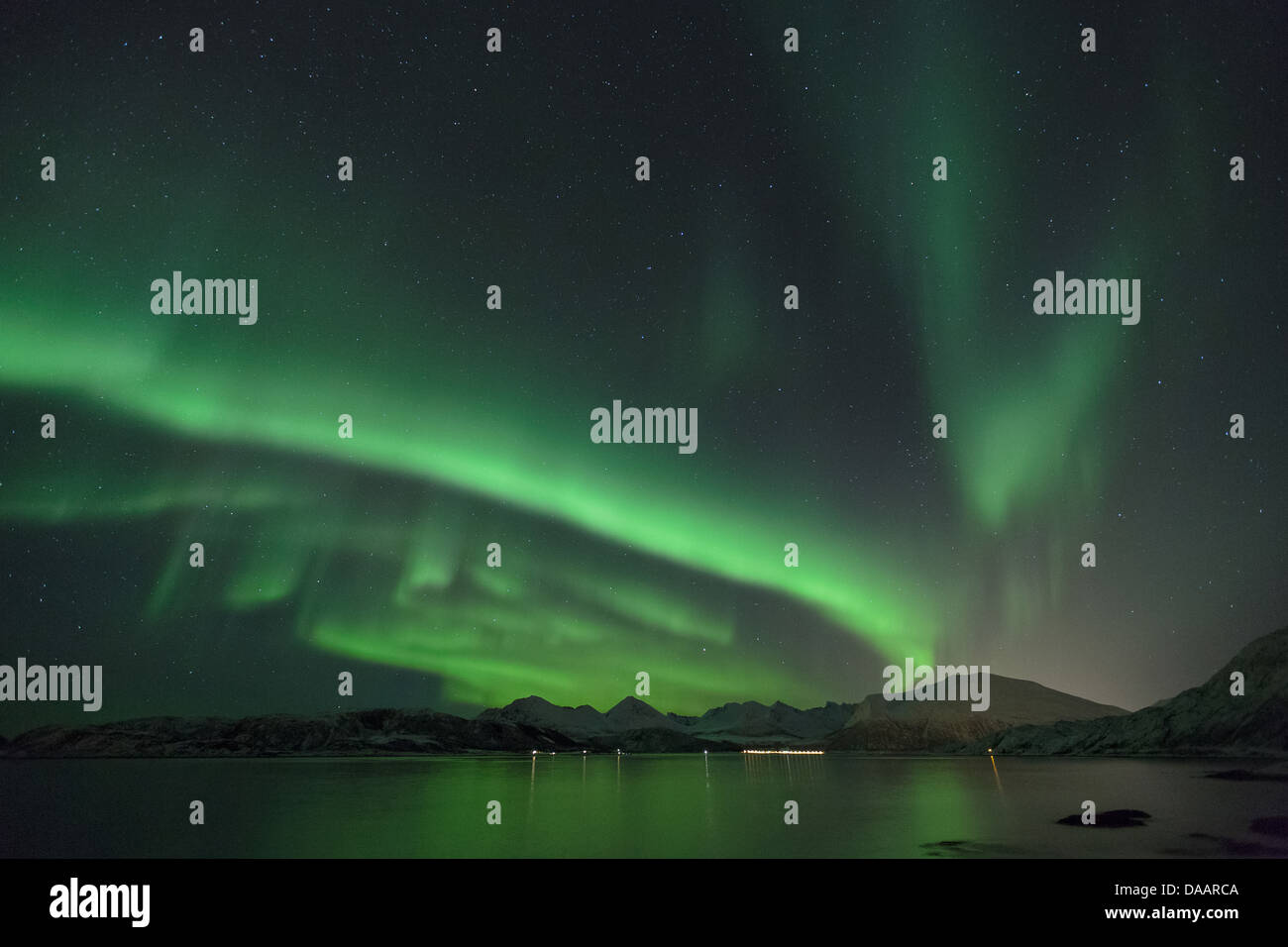 Norway northern lights hi-res stock photography and images - Alamy