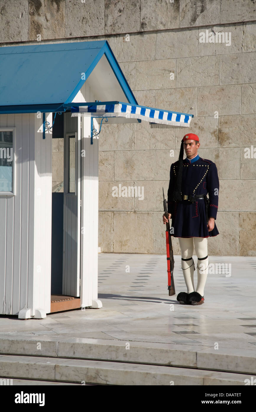 Traditional guard in front of the Parliament Building in central Athens ...