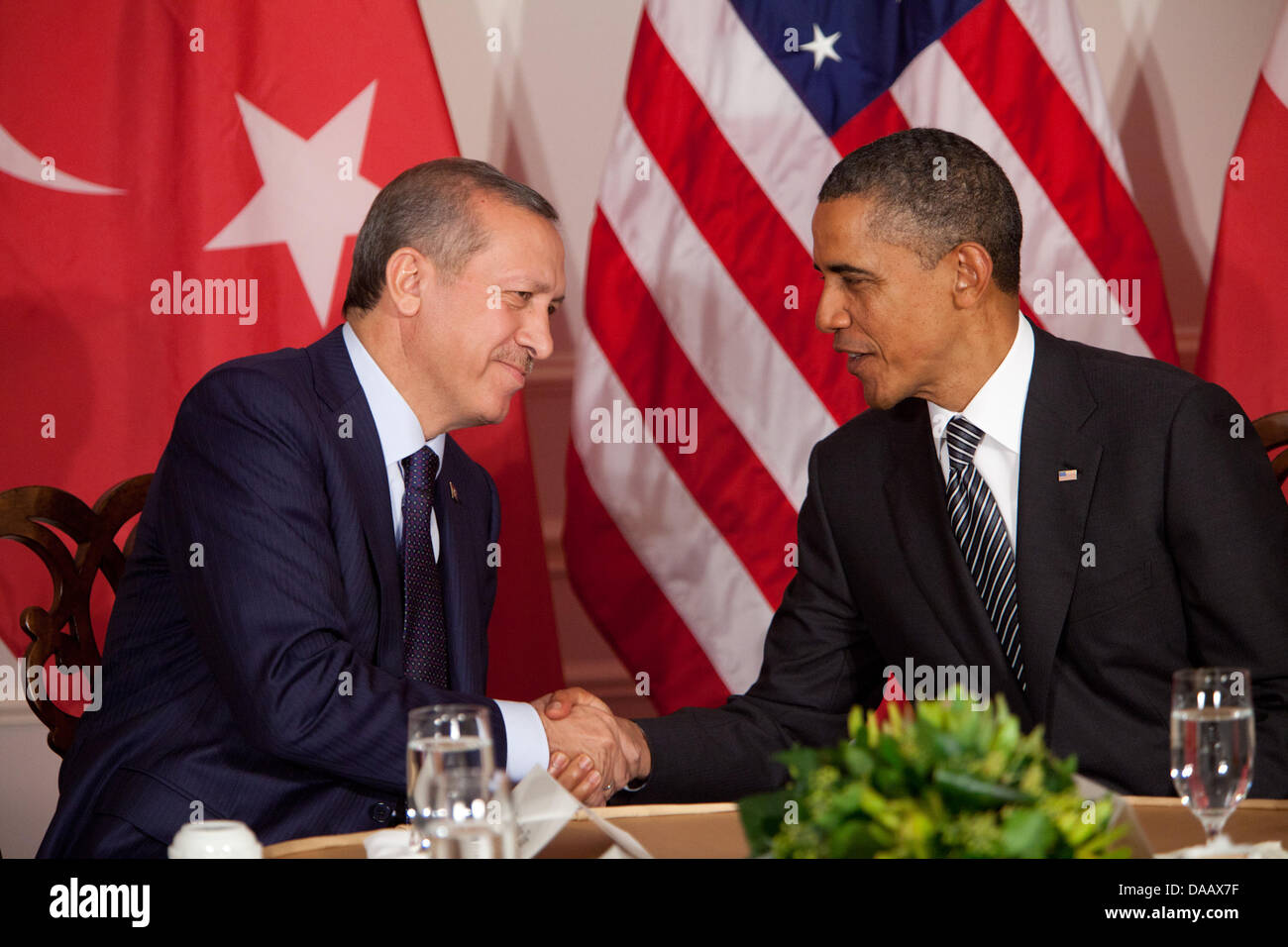 Barack obama erdogan turkey hi-res stock photography and images - Alamy