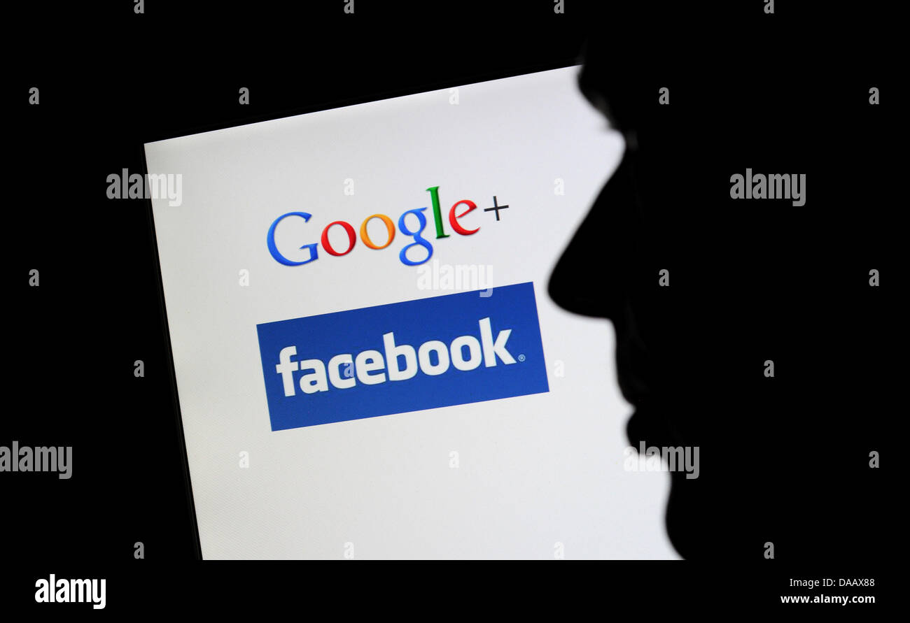 Google facebook logos hi-res stock photography and images - Alamy