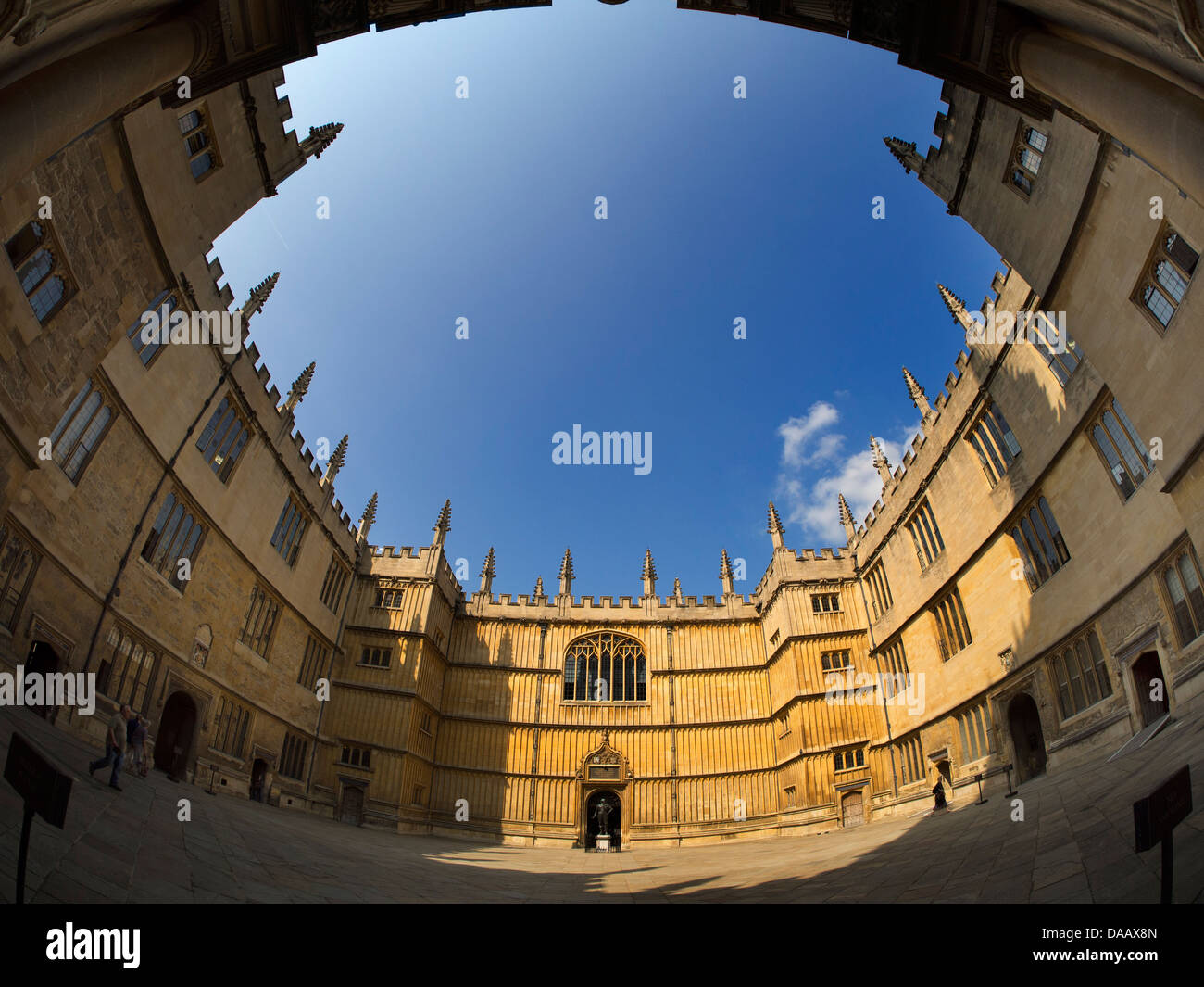 The Quadrangle, Divinity School of the Bodleian Library, Oxford ...