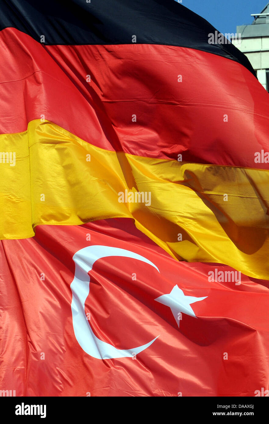 German turkish flag hi-res stock photography and images - Alamy