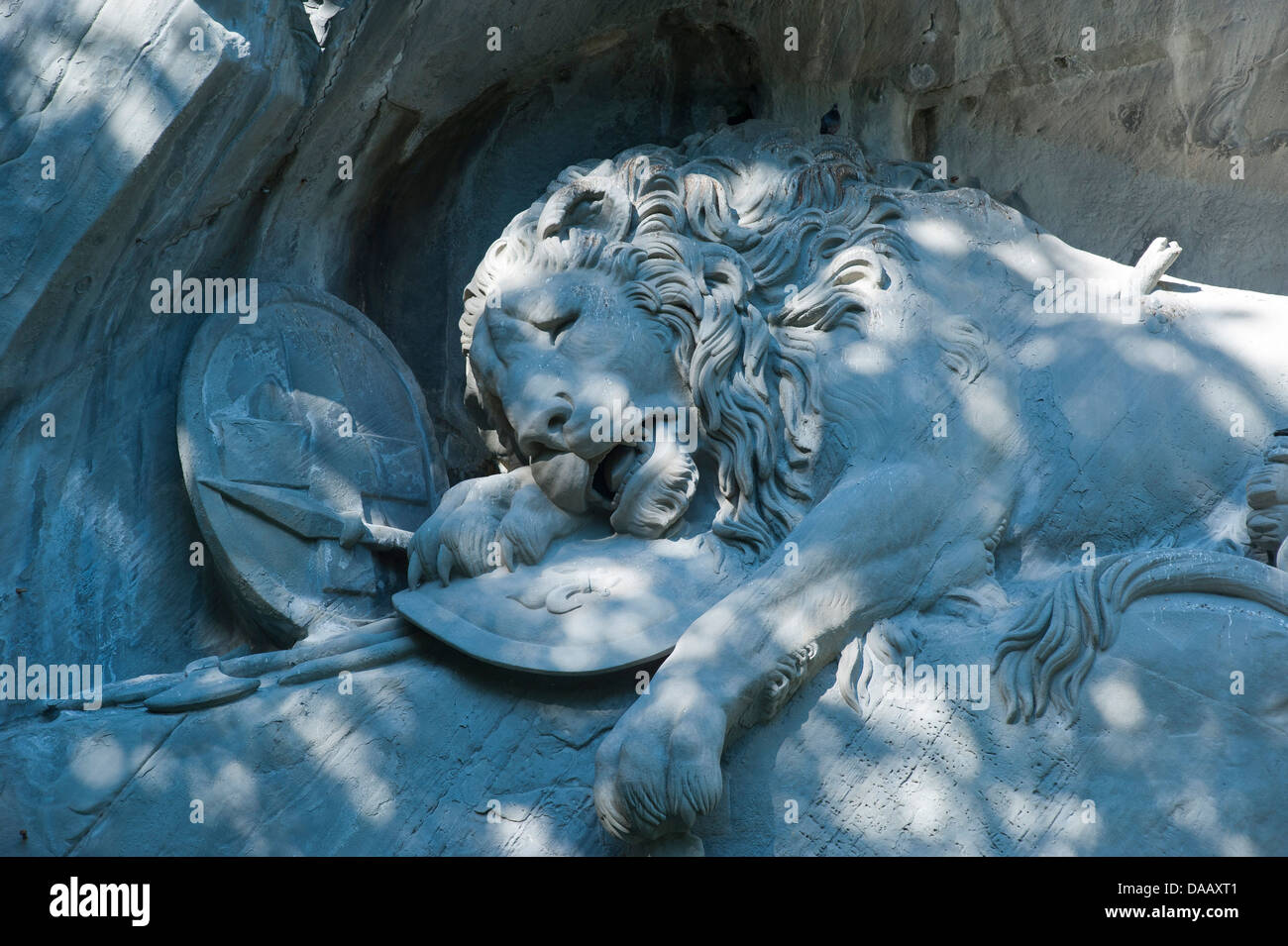 Lion monument lucerne luzern hi-res stock photography and images - Alamy