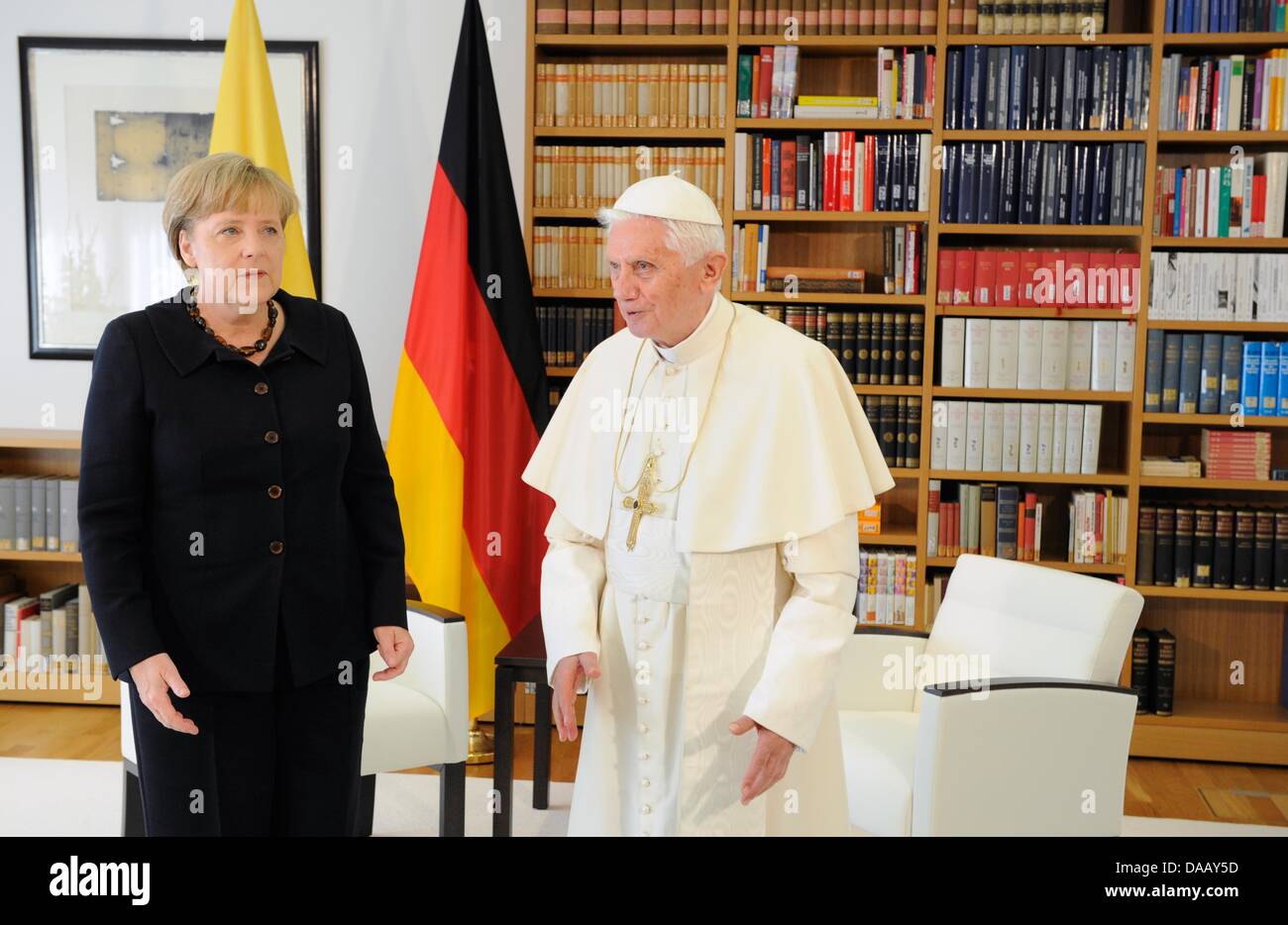 Pope Benedict XVI welcomes German Chancellor Angela Merkel at the ...
