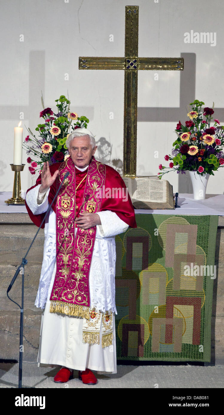 Pope Benedict XVI visits the Protestant Monastery of St Augustine's in ...