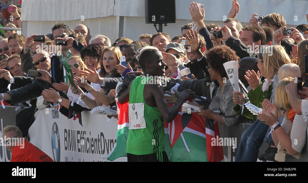 Patrick makau 2011 hi-res stock photography and images - Alamy