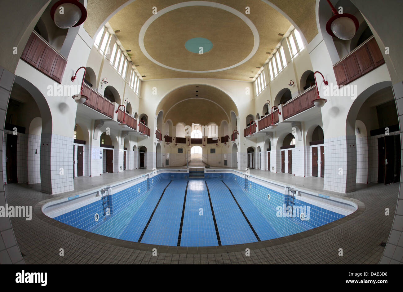 Public swimming pools germany hi-res stock photography and images - Alamy