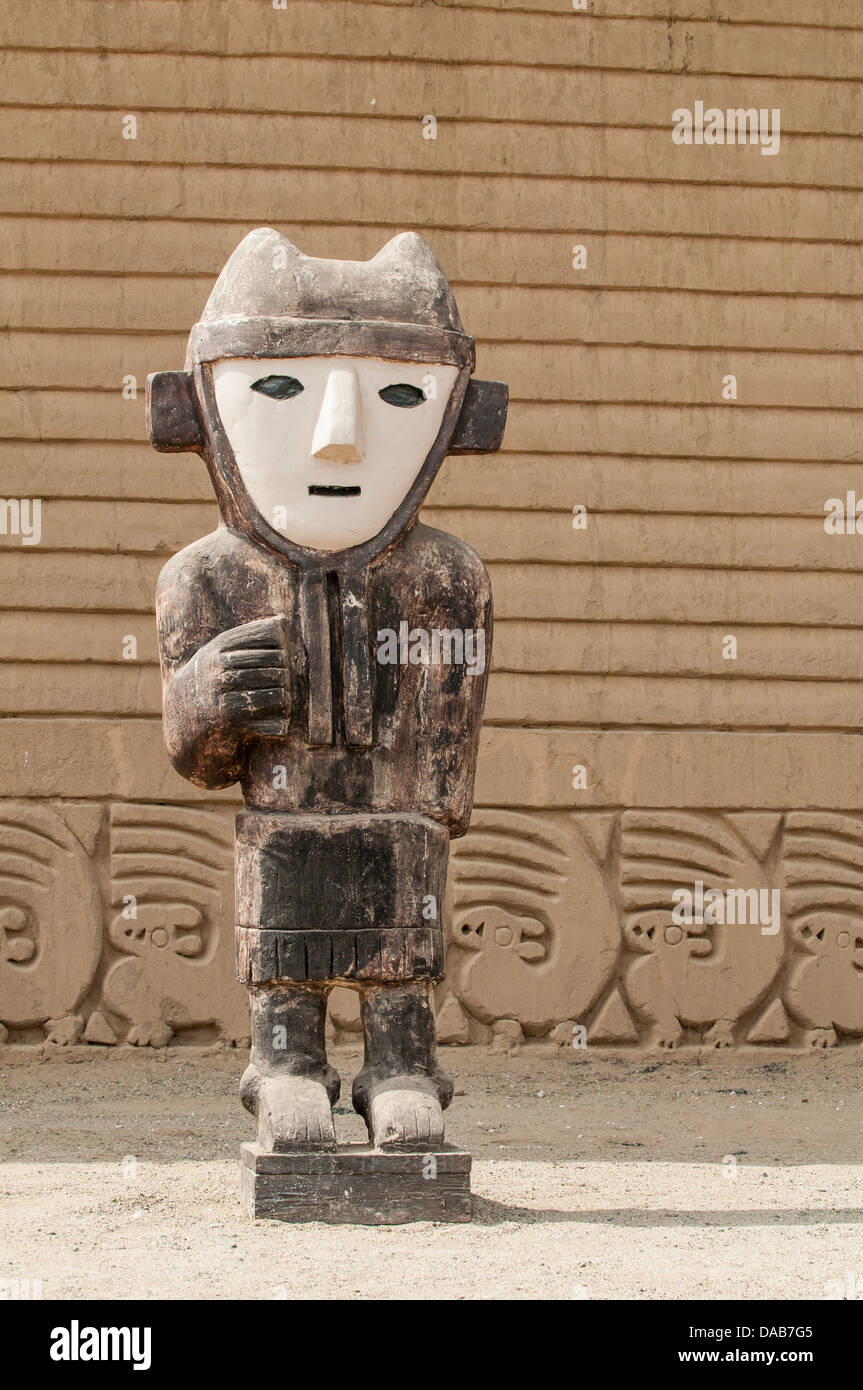 Statue at ancient ruins of Chan Chan Pre-Columbian archaeological ...