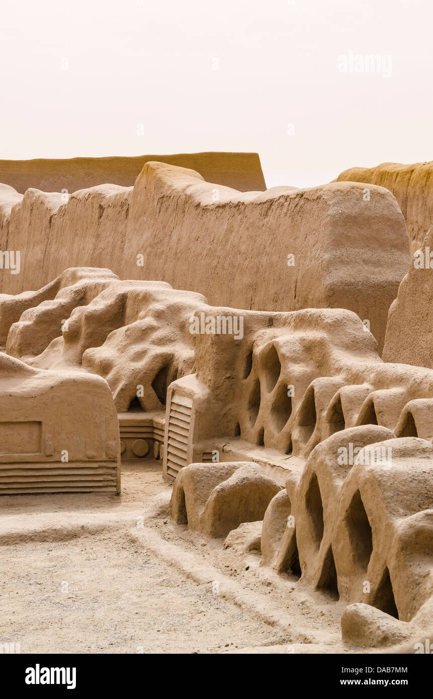 Ancient ruins of Chan Chan Pre-Columbian archaeological unesco world ...