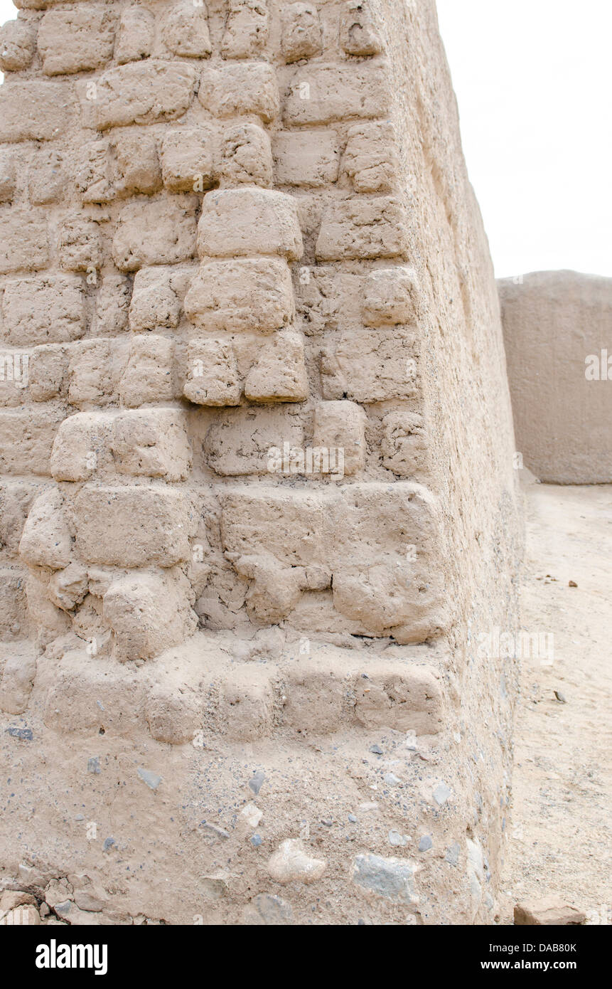 Ancient ruins of Chan Chan Pre-Columbian archaeological unesco world ...