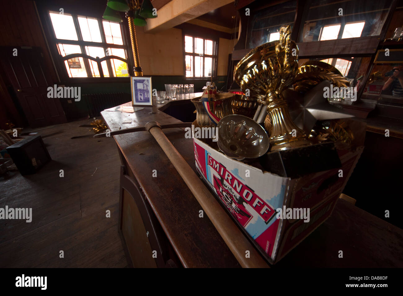 Closed pub interior hi-res stock photography and images - Alamy