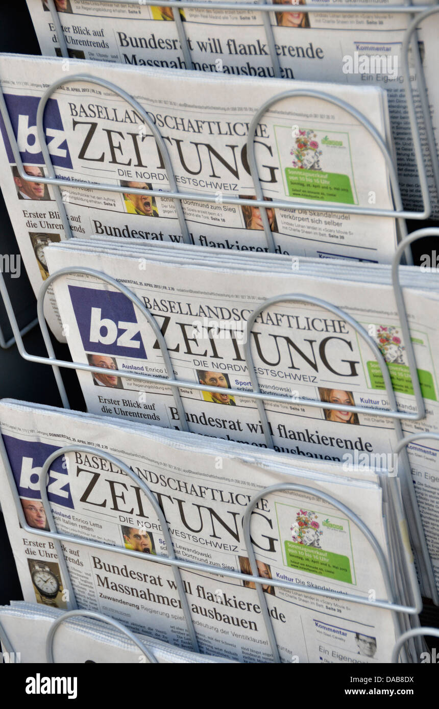 Zeitung High Resolution Stock Photography and Images - Alamy