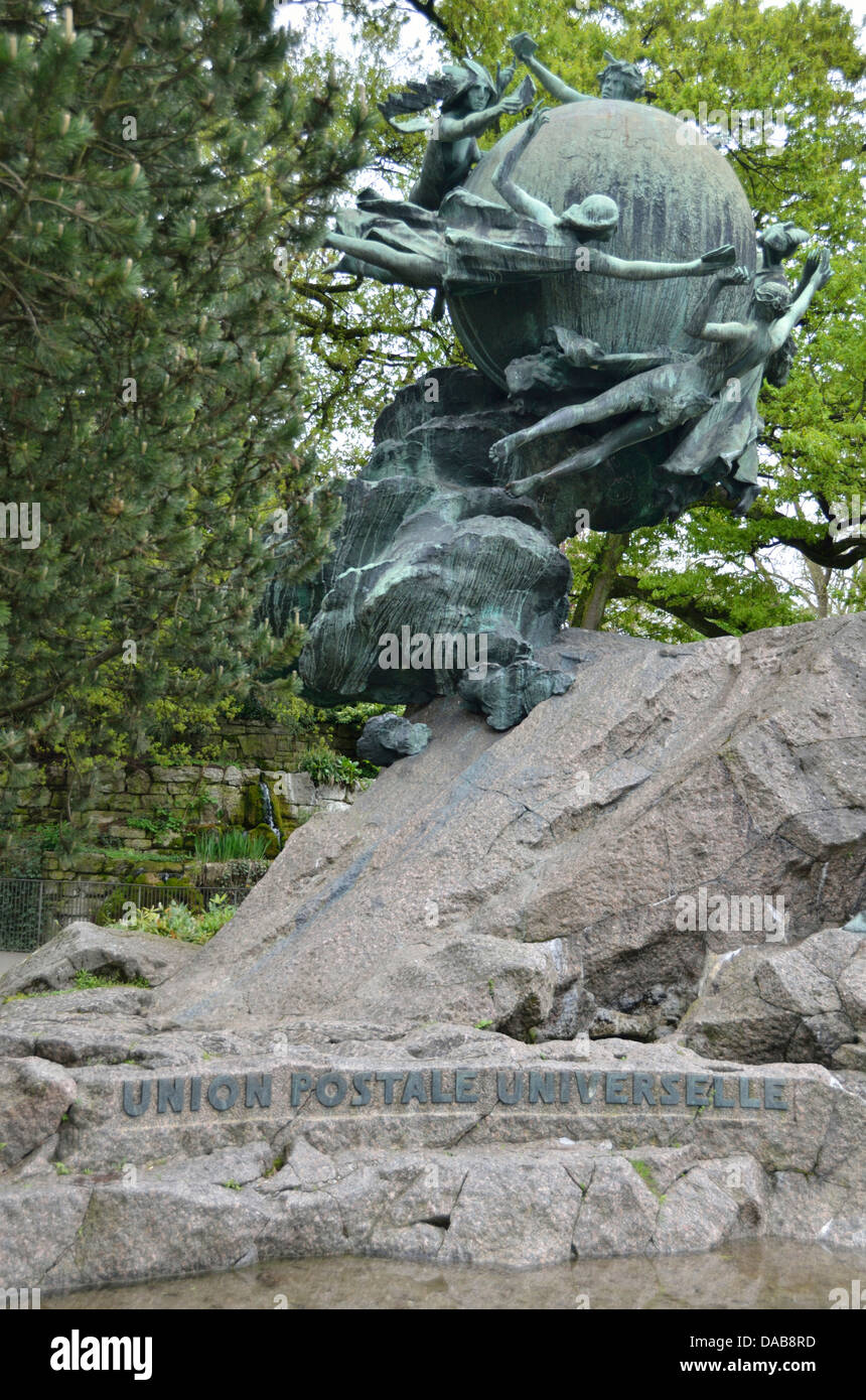 UPU monument by René de Saint-Marceaux in Kleine Schanze park, Bern ...