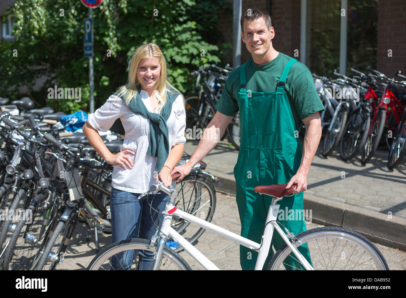 Mechanic bicycle hi-res stock photography and images - Alamy