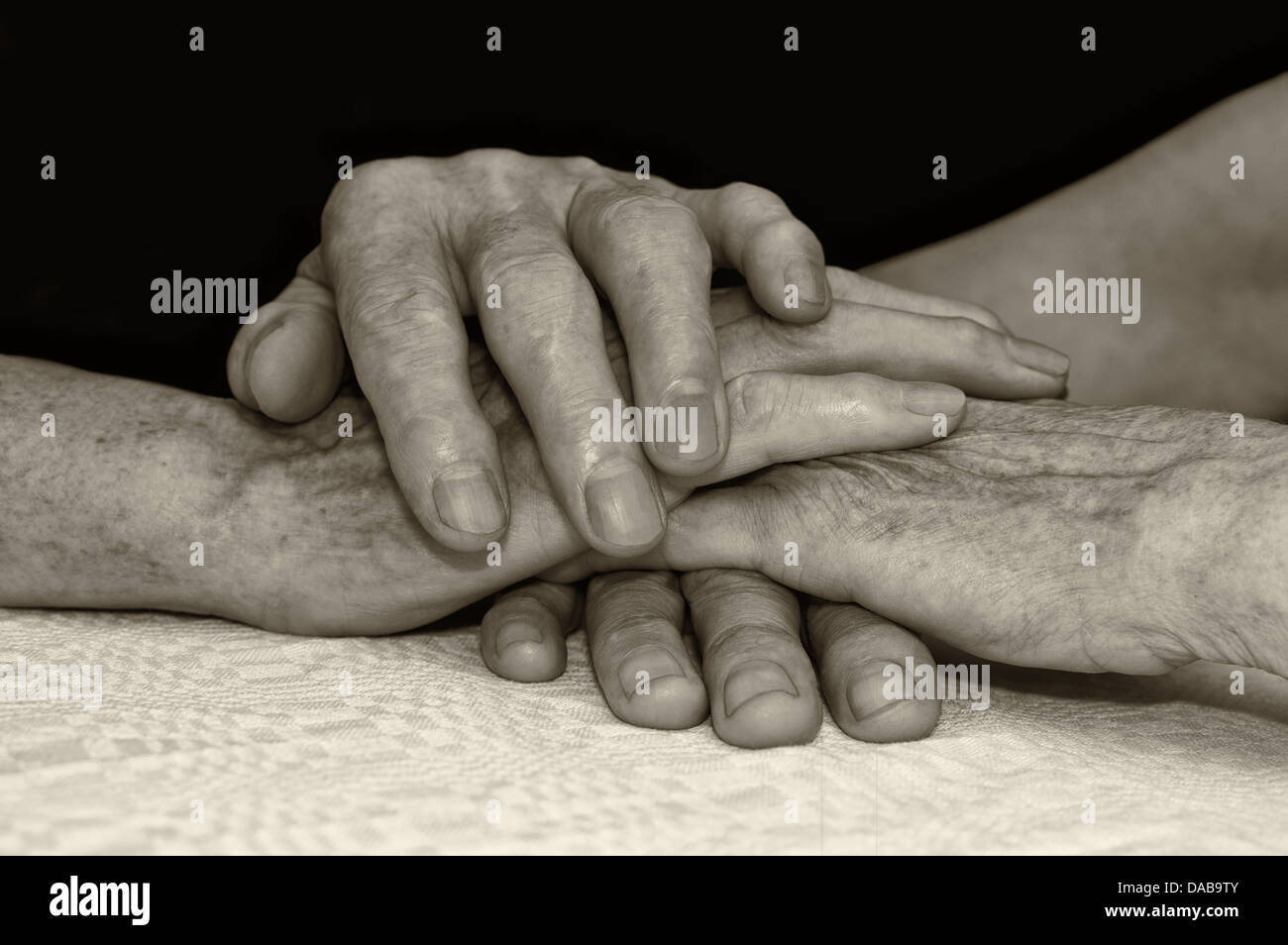 Old human hands hi-res stock photography and images - Alamy