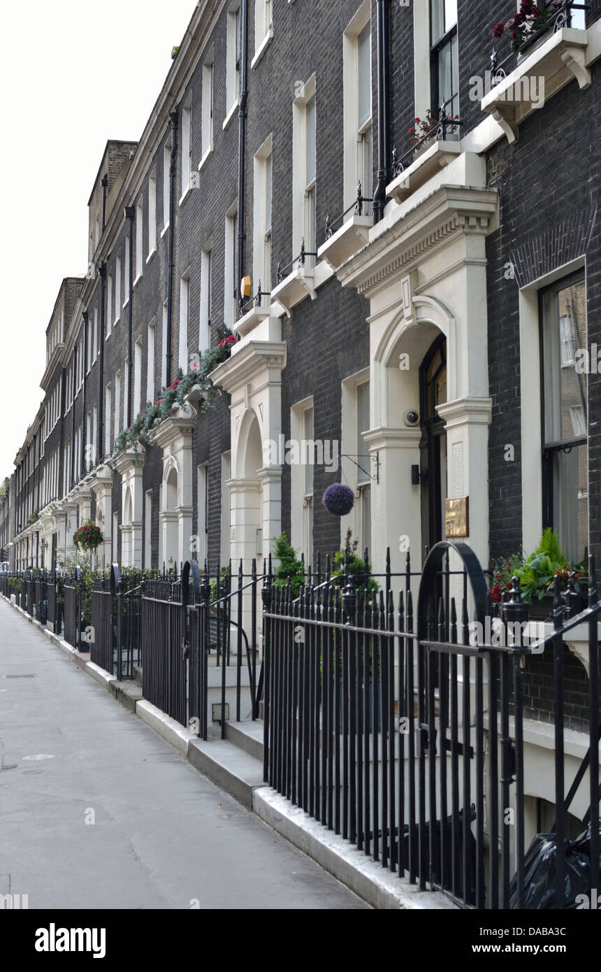 Houses street wc1 london hi-res stock photography and images - Alamy