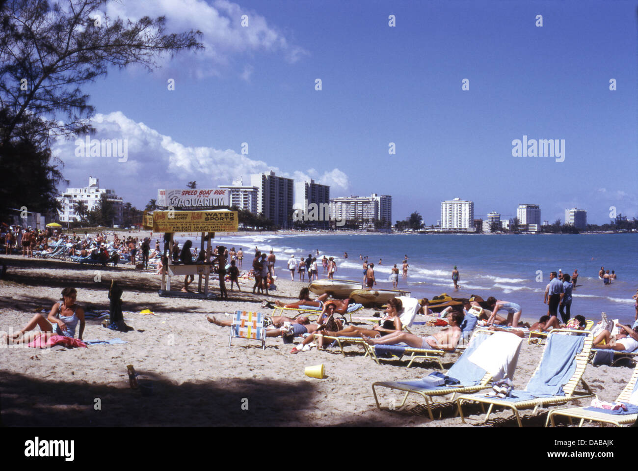 1970s beach hi-res stock photography and images - Alamy