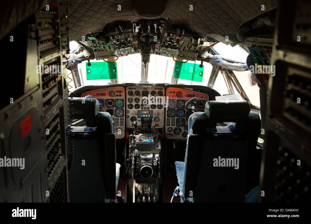 Bae Systems Nimrod High Resolution Stock Photography and Images - Alamy