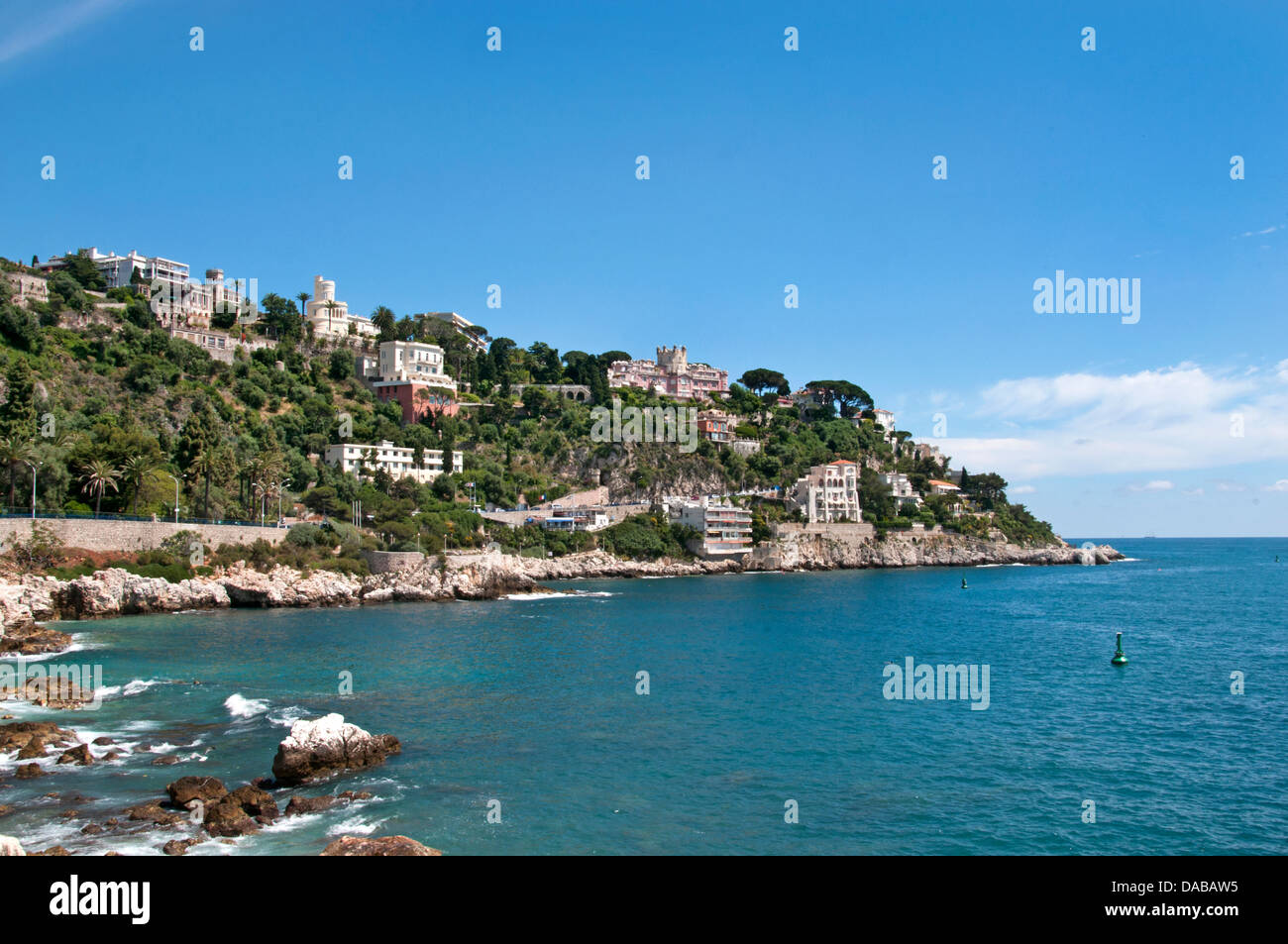 Beach and sea old Nice ( background Av Jean Lorrain and Parc du Mont ...