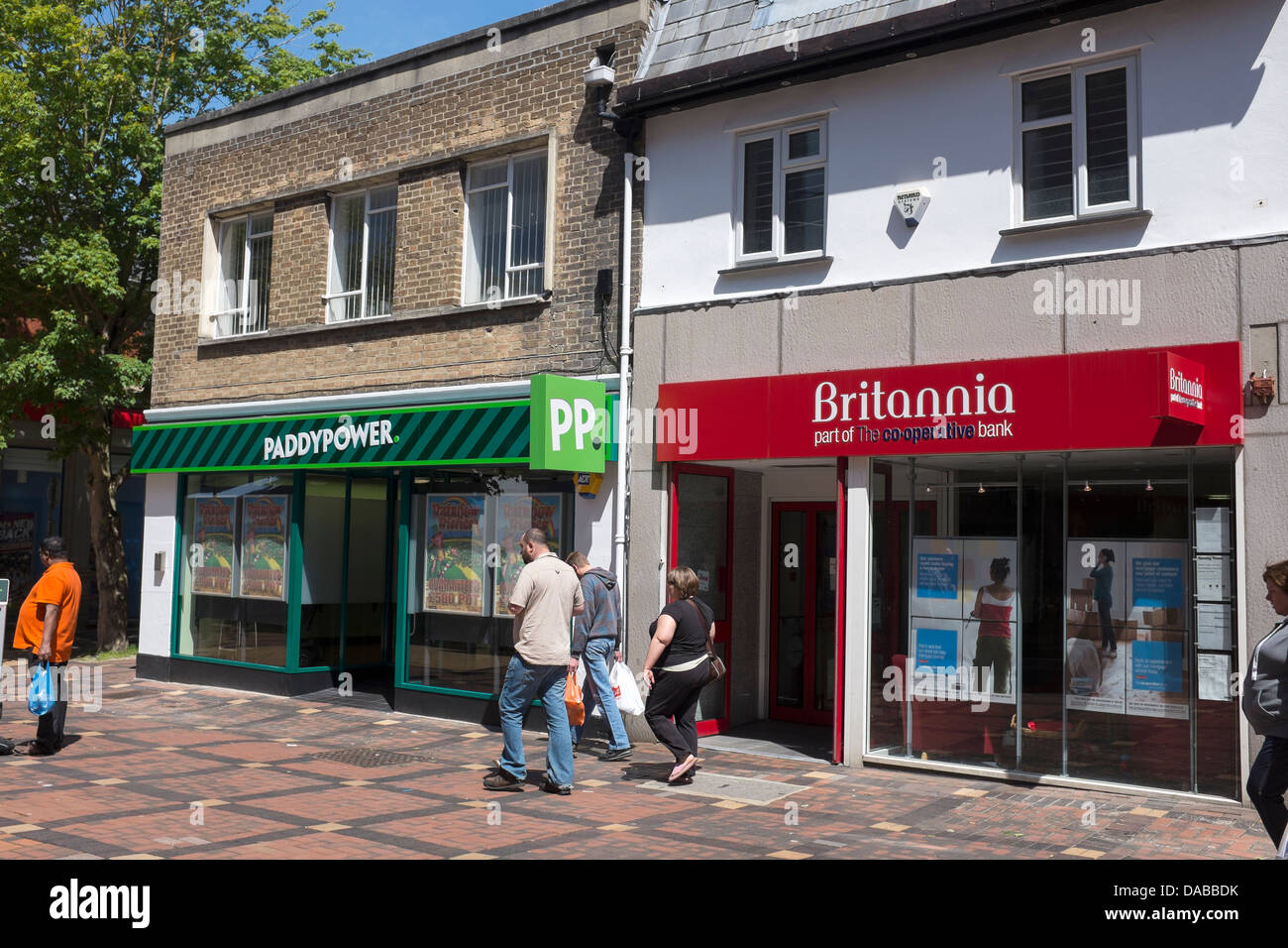 Swindon town centre shops wiltshire hi-res stock photography and images ...