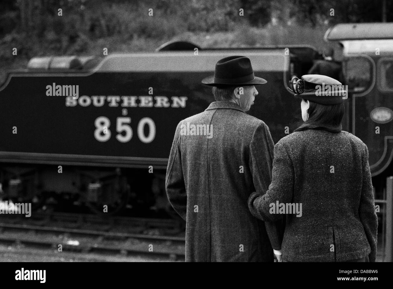 Steam train uk 1940s hi-res stock photography and images - Alamy