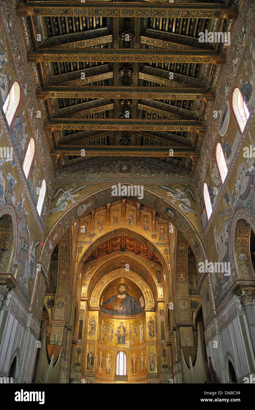 Greatest gothic cathedral High Resolution Stock Photography and Images ...