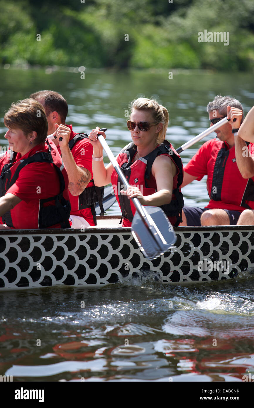 Dragon boat racing hi-res stock photography and images - Alamy