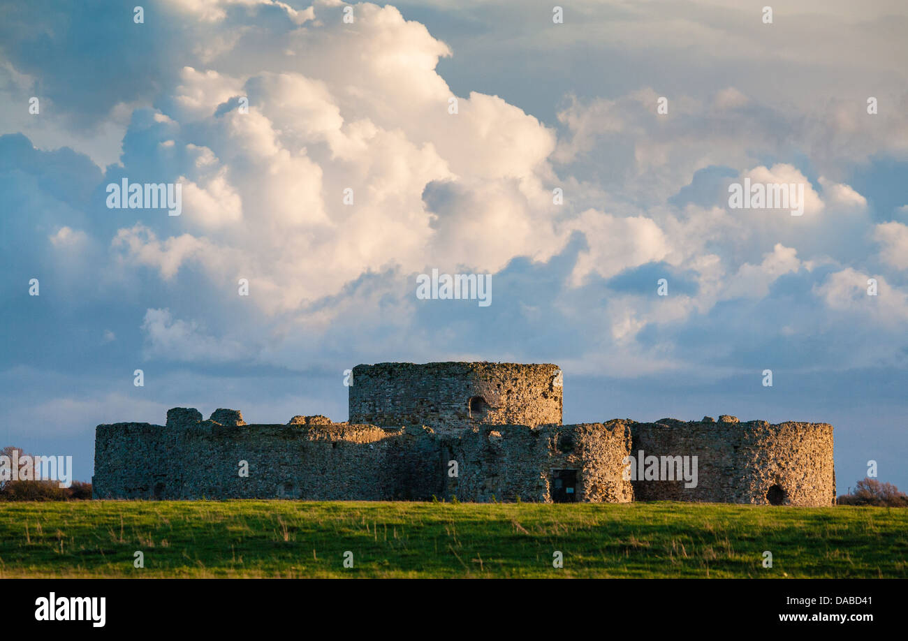 Camber Castle near Rye in Kent with cloudscape - a 16th C coastal fort ...