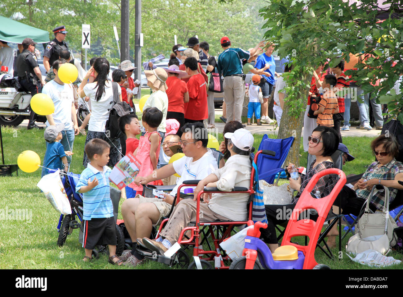 Asian canadian hi-res stock photography and images - Alamy