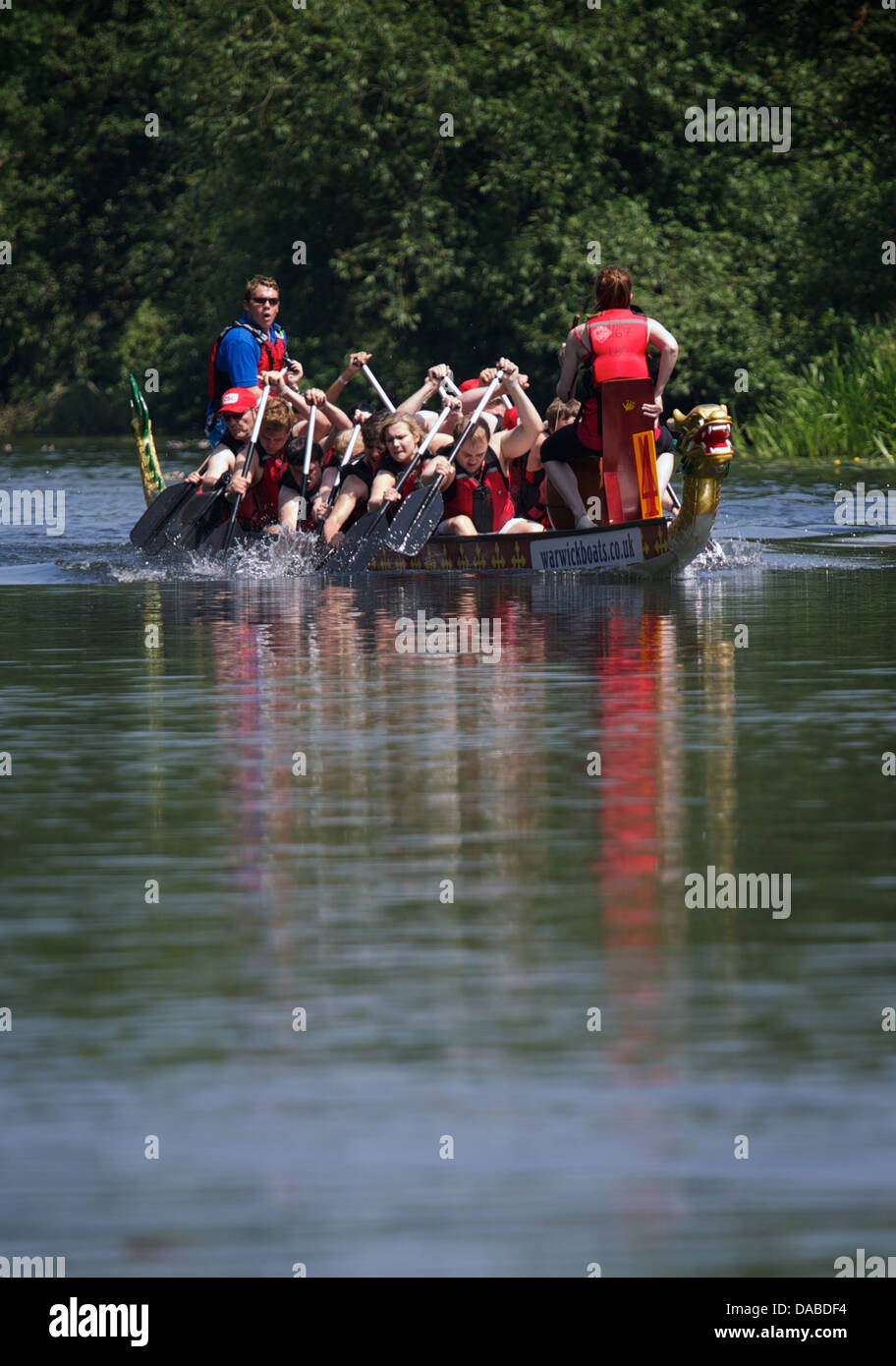 Team building on a boat hi-res stock photography and images - Alamy