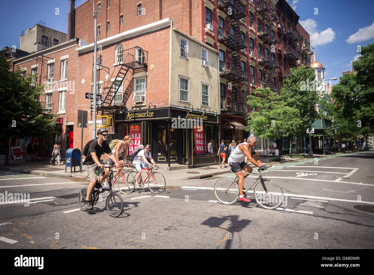Christopher street new york hi-res stock photography and images - Alamy
