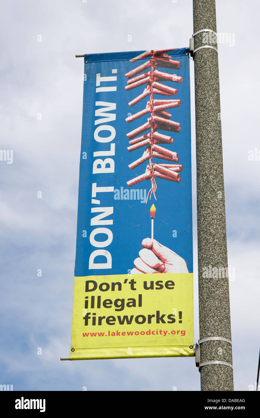Fireworks warning sign hi-res stock photography and images - Alamy
