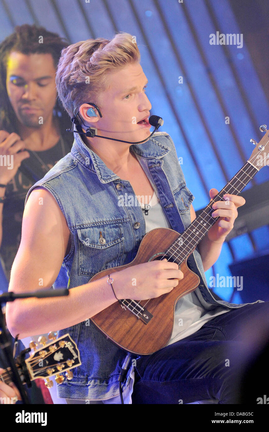 Toronto, Canada. July 9, 2013. Australian pop singer Cody Simpson co ...