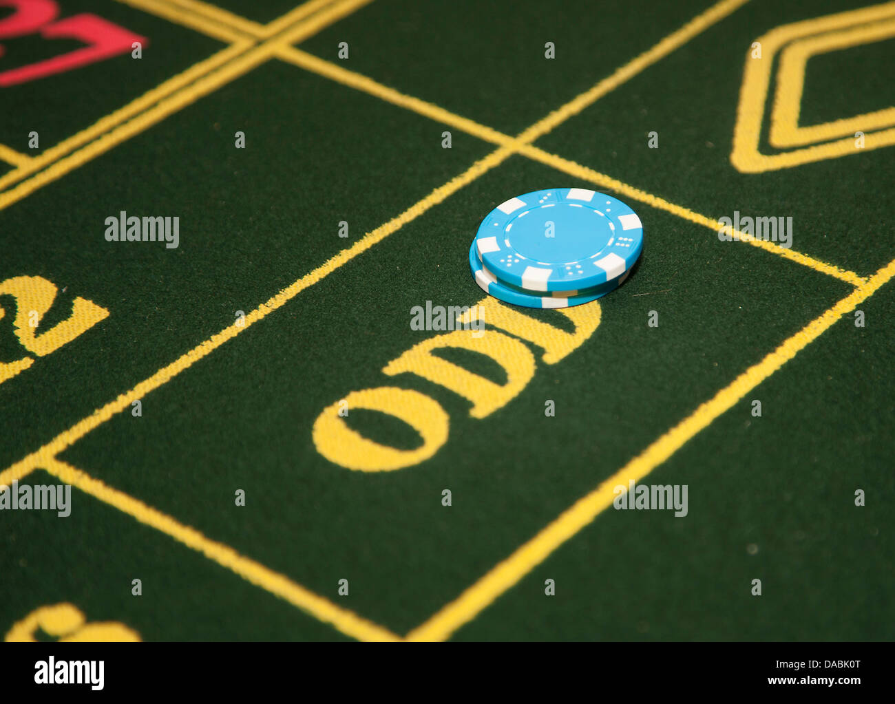 Roulette table wheel Stock Photo - Alamy