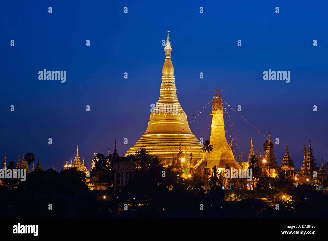 Paya Shwedagon, Yangon (Rangoon), Myanmar (Burma), Asia Stock Photo - Alamy